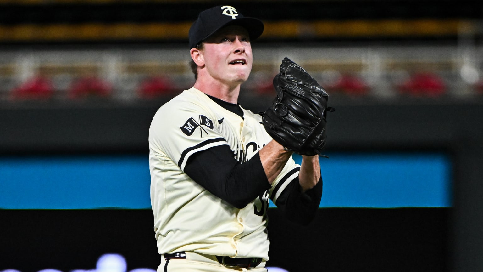 Louie Varland secures the win | 09/10/2024 | Minnesota Twins