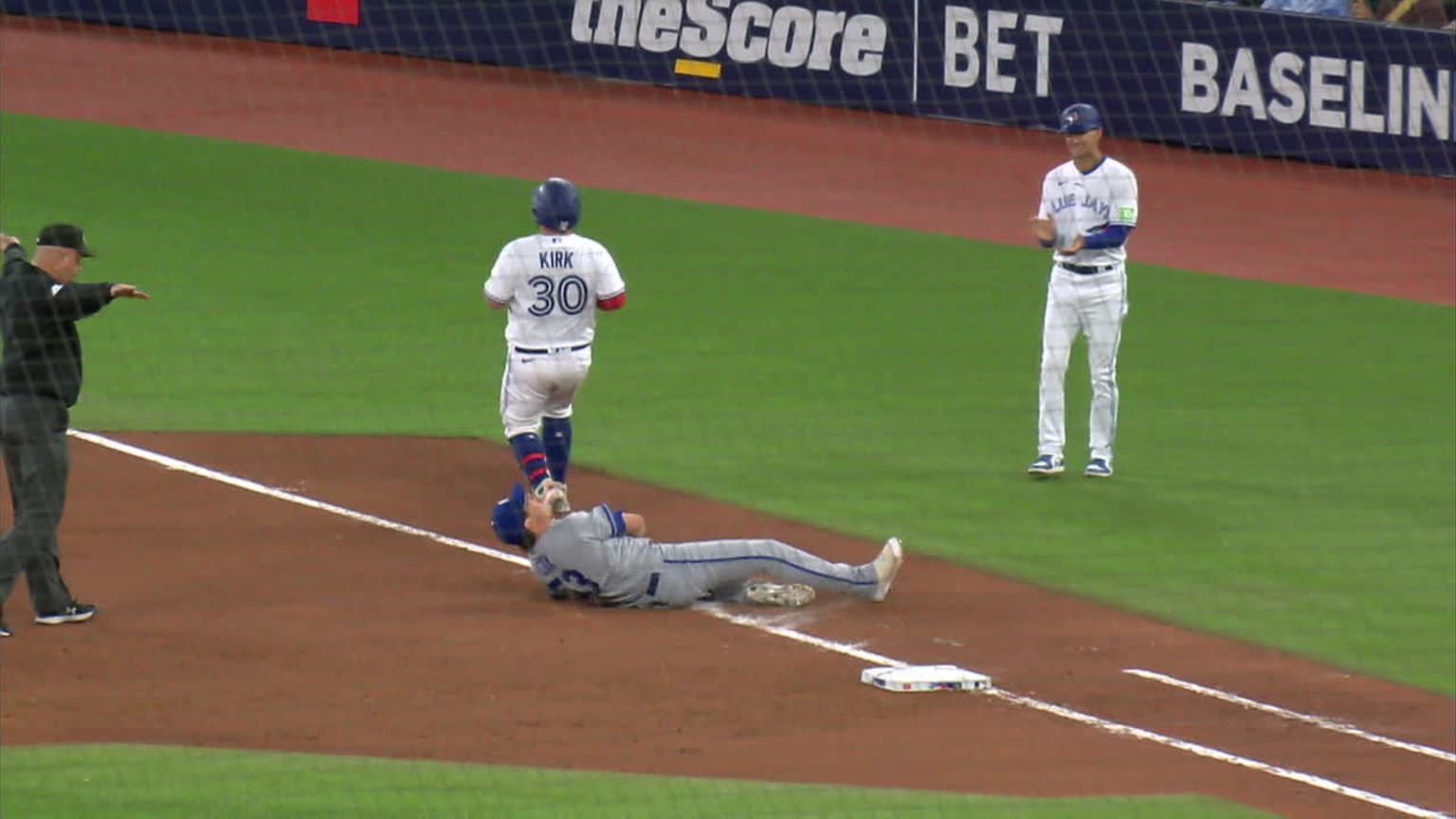 Austin Cox exits after an injury in the 7th inning | 09/08/2023 ...