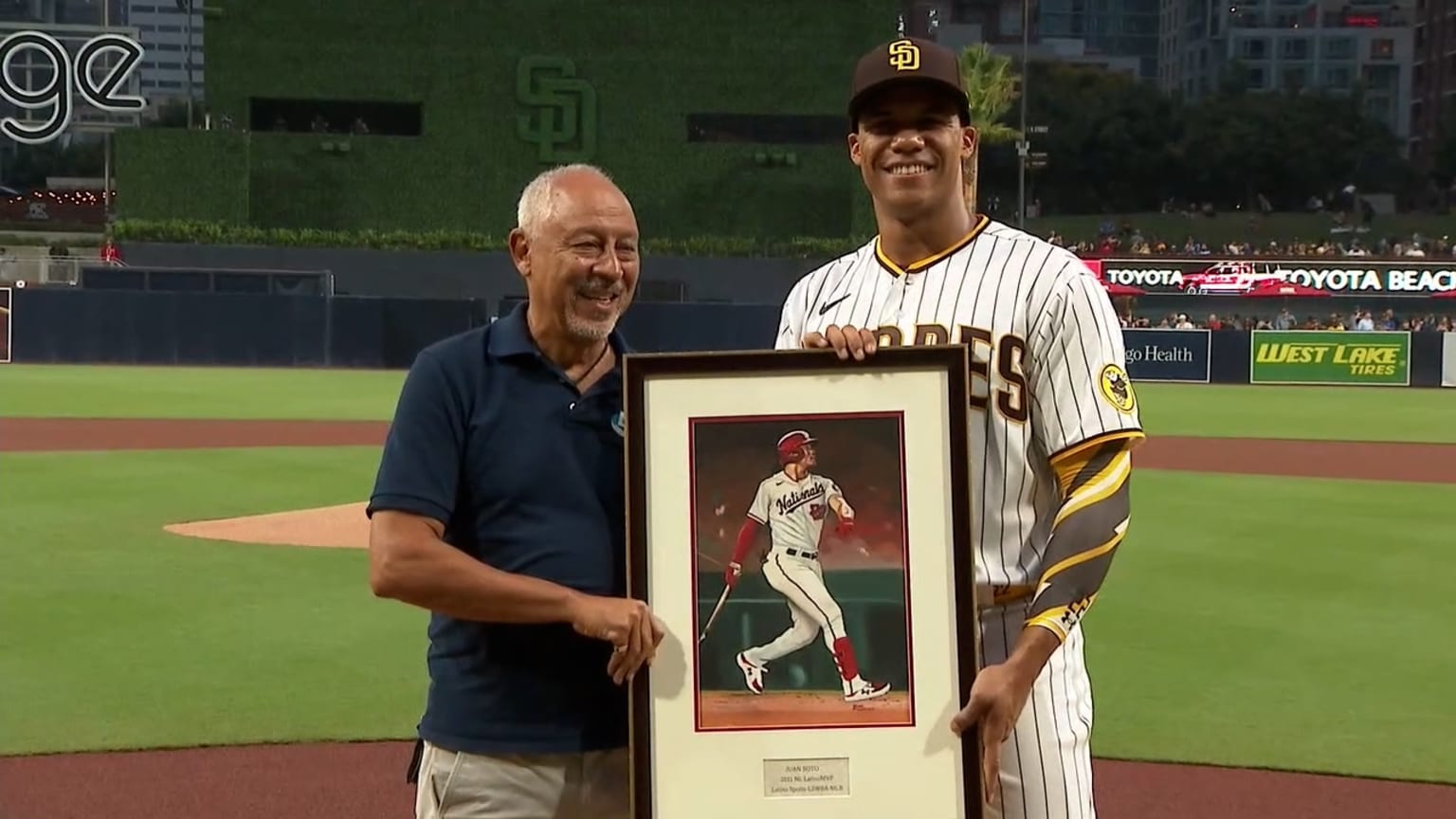 9/28/22: Soto 2021 NL Latino MVP | 09/28/2022 | San Diego Padres