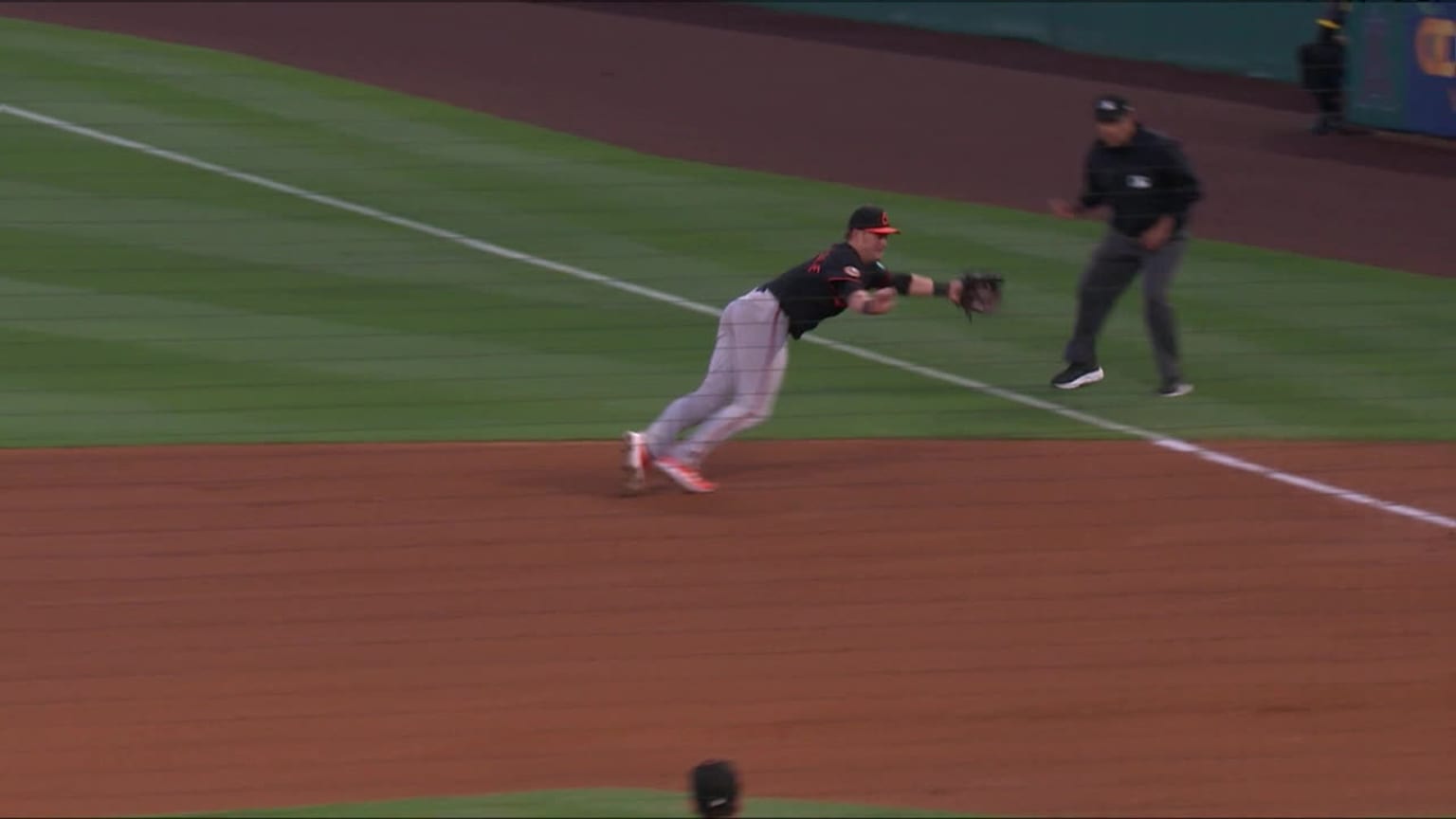Ryan Mountcastle's diving play | 05/09/2025 | Baltimore Orioles