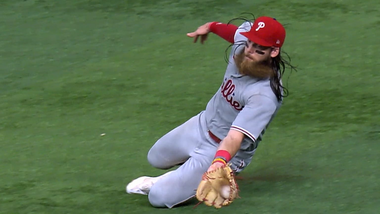 Brandon Marsh makes a great sliding catch in the 6th | 07/31/2023 ...