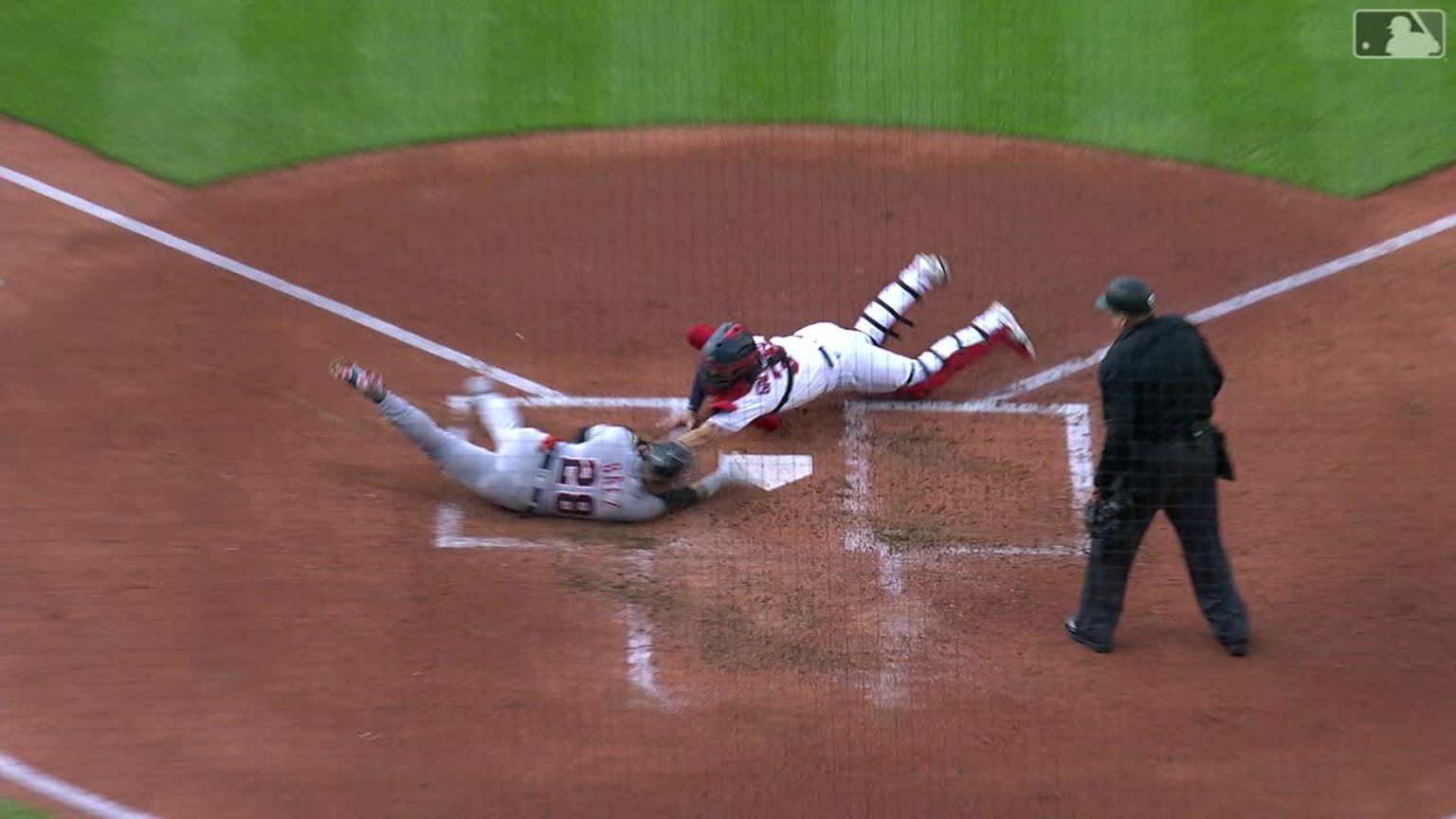 Javier Báez confirmed out at home plate in the 3rd | 05/09/2023 | San ...
