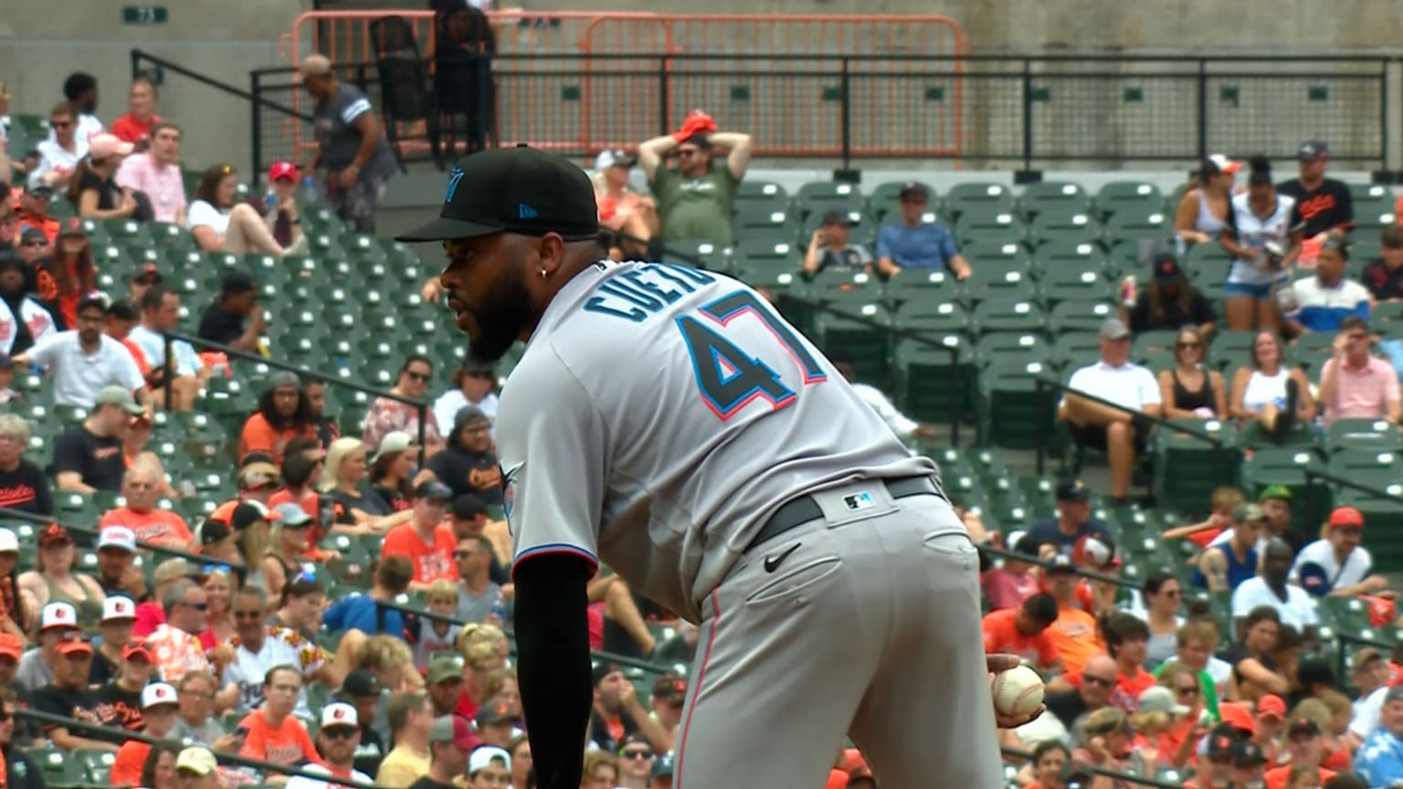 Johnny Cueto strikes out Henderson swinging | 07/16/2023 | Miami Marlins