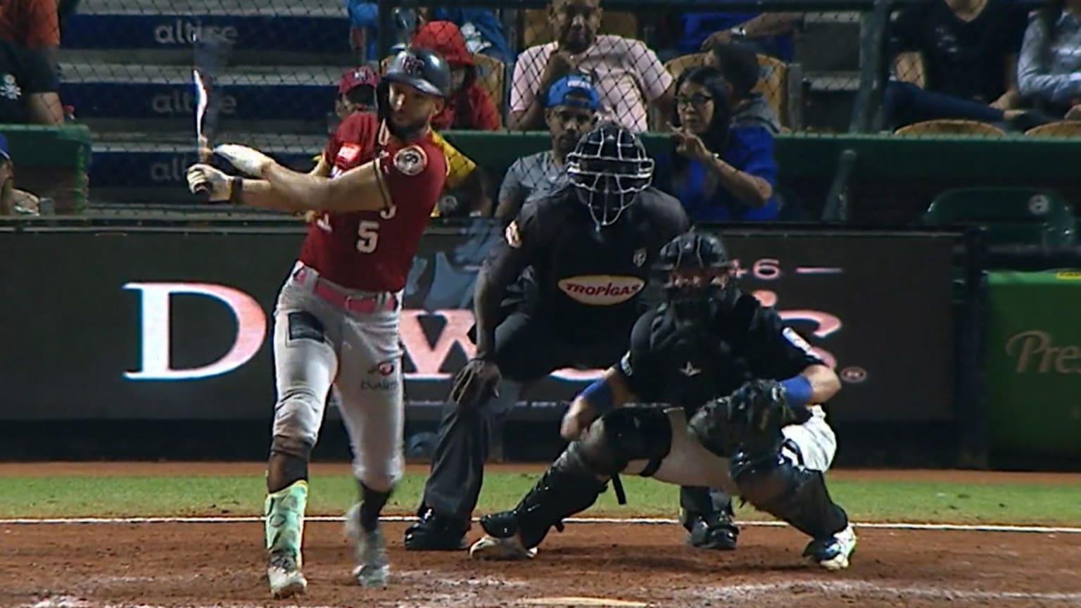 Luis Liberato remolca a Carlos Peguero en el 8vo | 15/12/2022 | Los ...