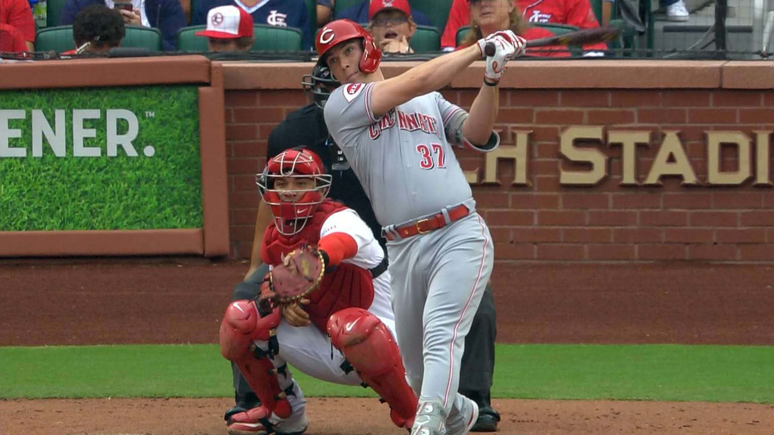 Tyler Stephenson plates De La Cruz with an RBI single | 06/11/2023 ...
