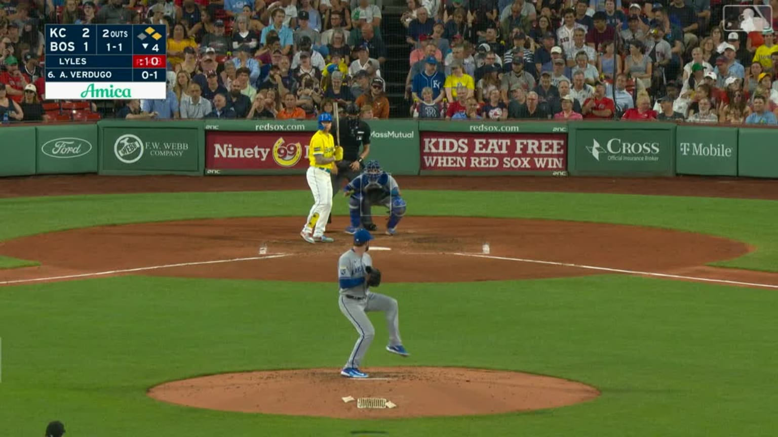 Alex Verdugo hits a two-run double to left | 08/09/2023 | Boston Red Sox