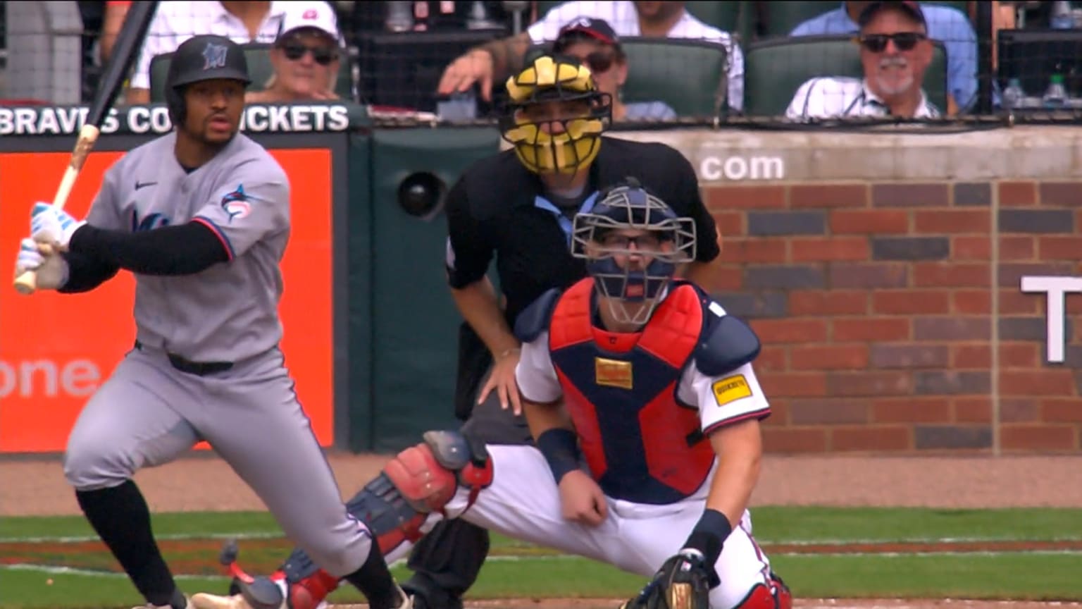 Xavier Edwards remolca con un sencillo | 09/08/2025 | Los Marlins de Miami