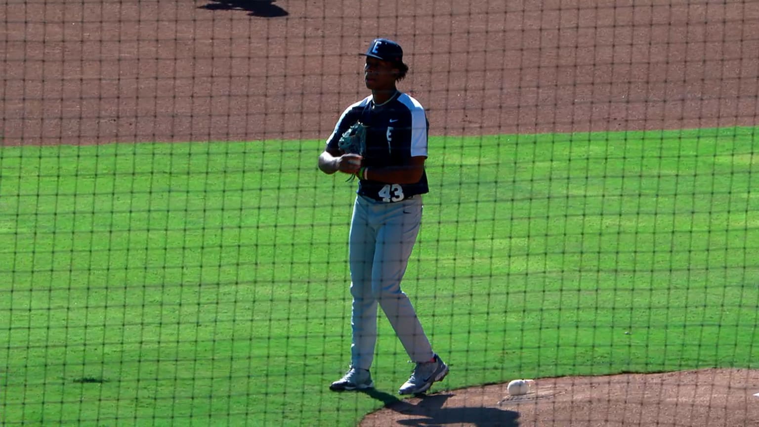 Aiden Harris strikes out side in 1st for Team East | 09/25/2022 | MLB.com