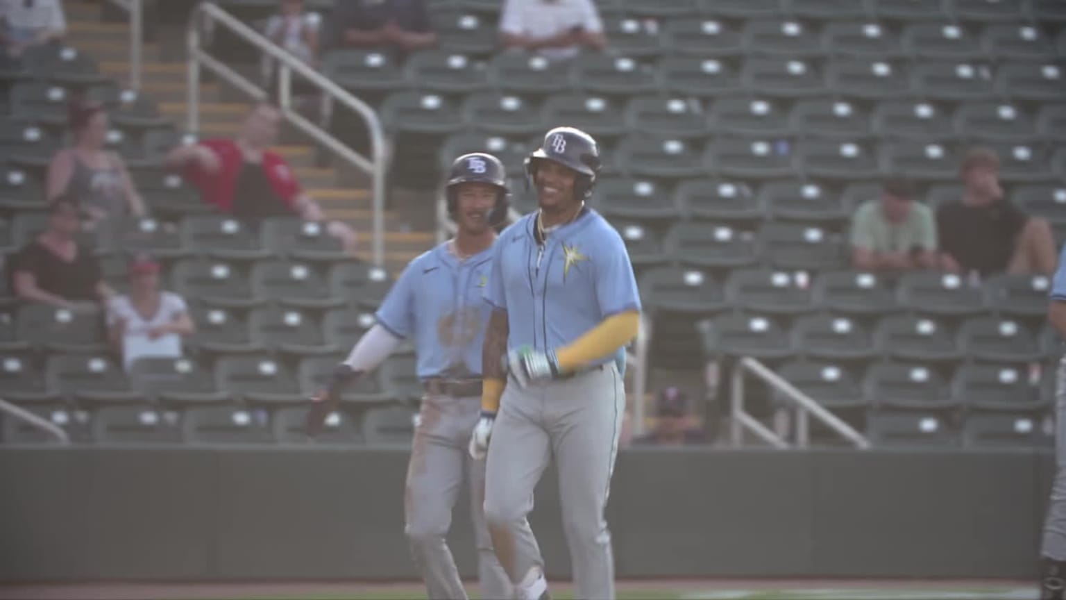 Field view: Xavier Isaac hits a game-tying home run | 03/16/2024 ...