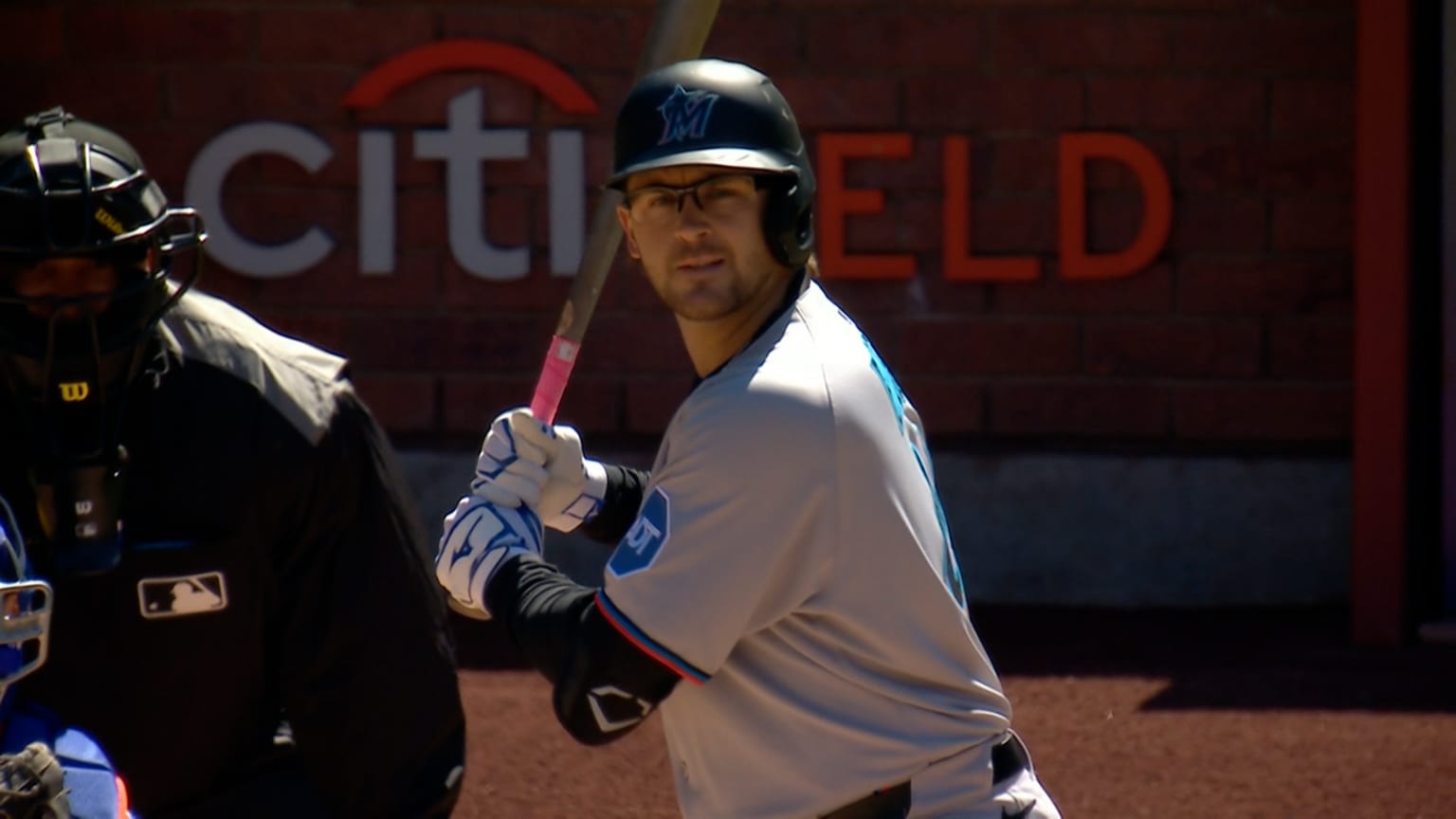 Jonah Bride reaches on fielder's choice | 04/09/2025 | Minnesota Twins
