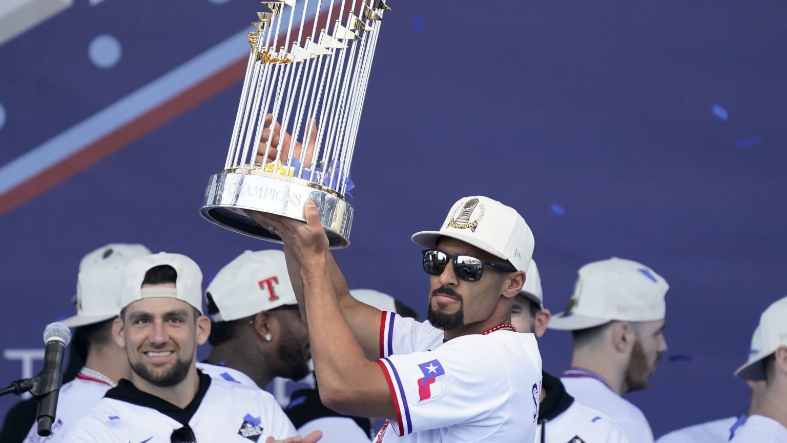 Semien thanks fans for bringing the energy in 2023 | 11/03/2023 | Texas ...