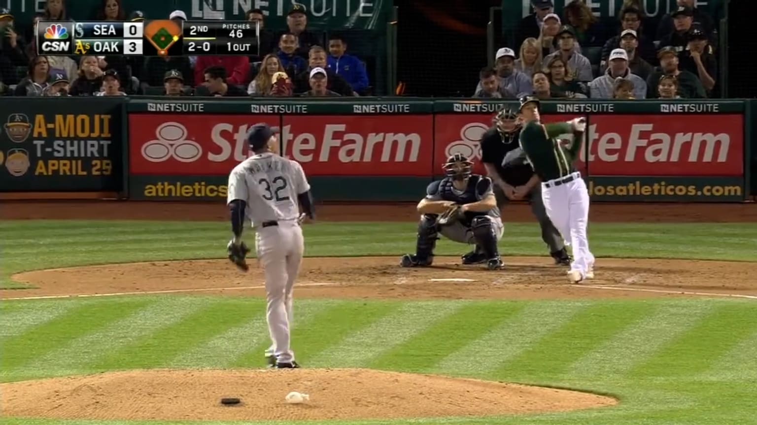 Canha's first career home run | 04/10/2015 | MLB.com