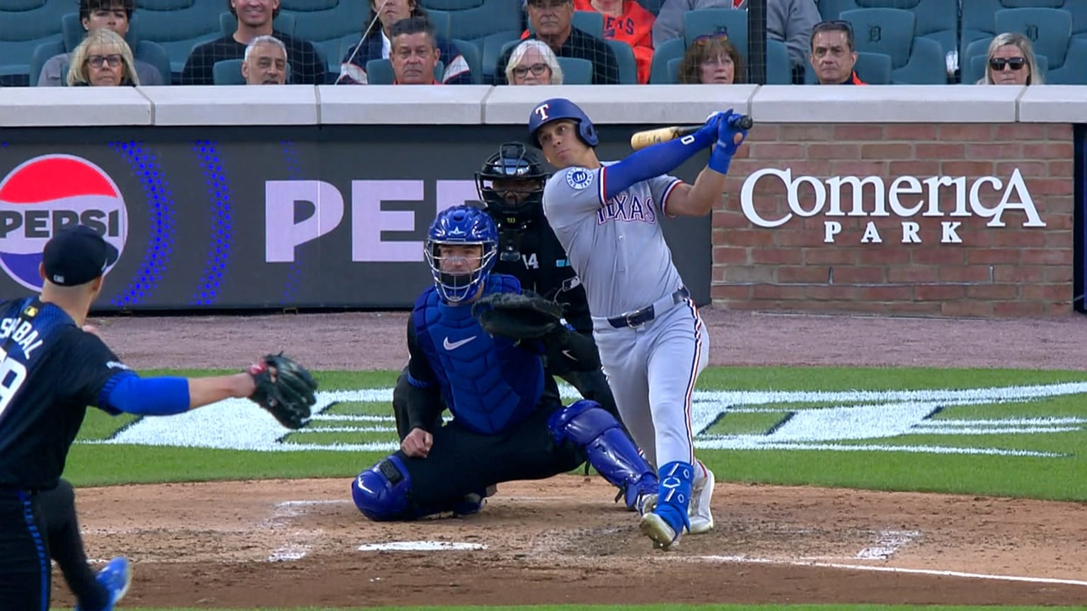 Sam Haggerty impulsa con sencillo en el 6to | 09/05/2025 | Los Rangers ...