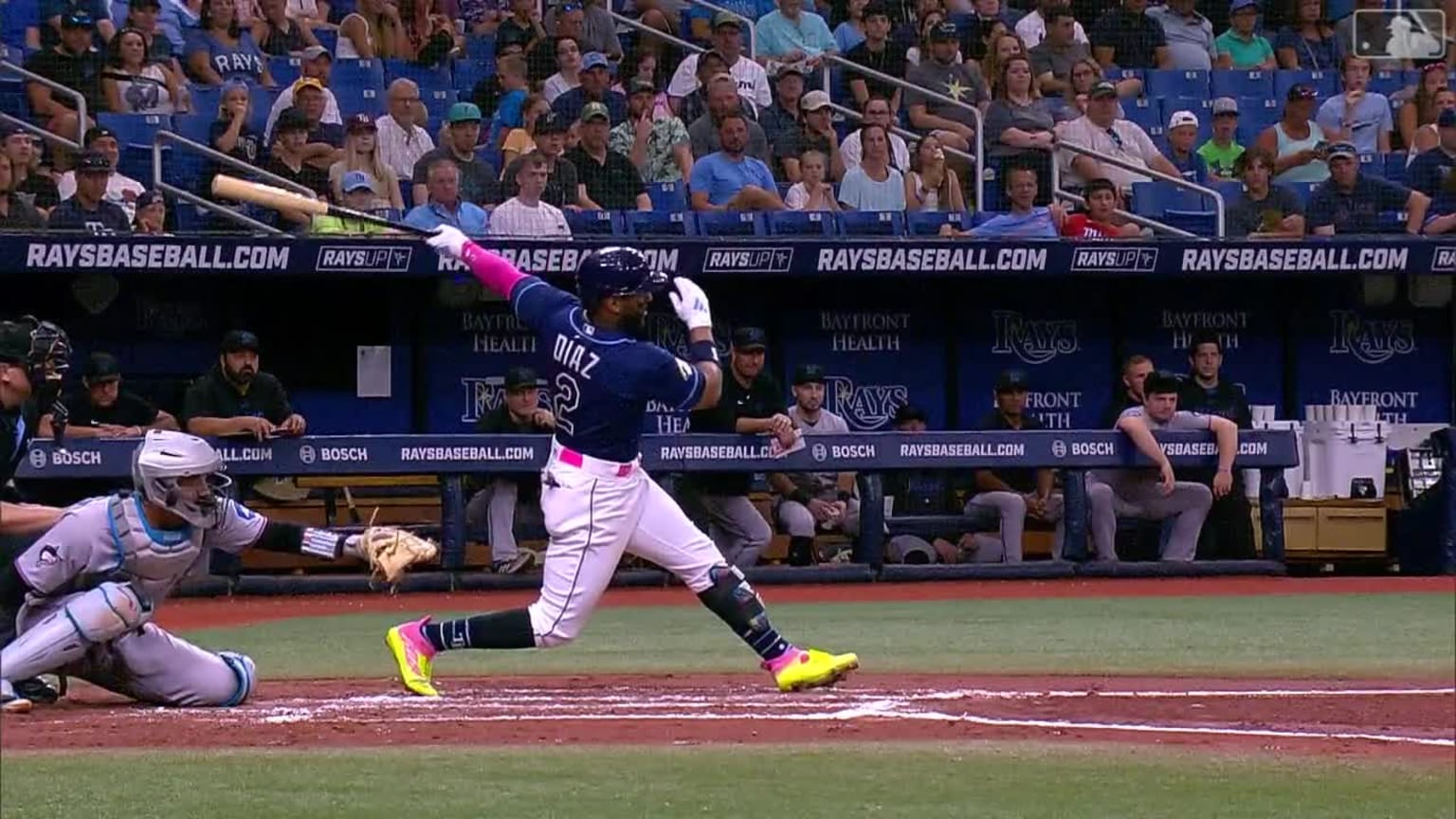 Yandy Díaz rips a two-out two-run double to left | 07/25/2023 | Tampa ...