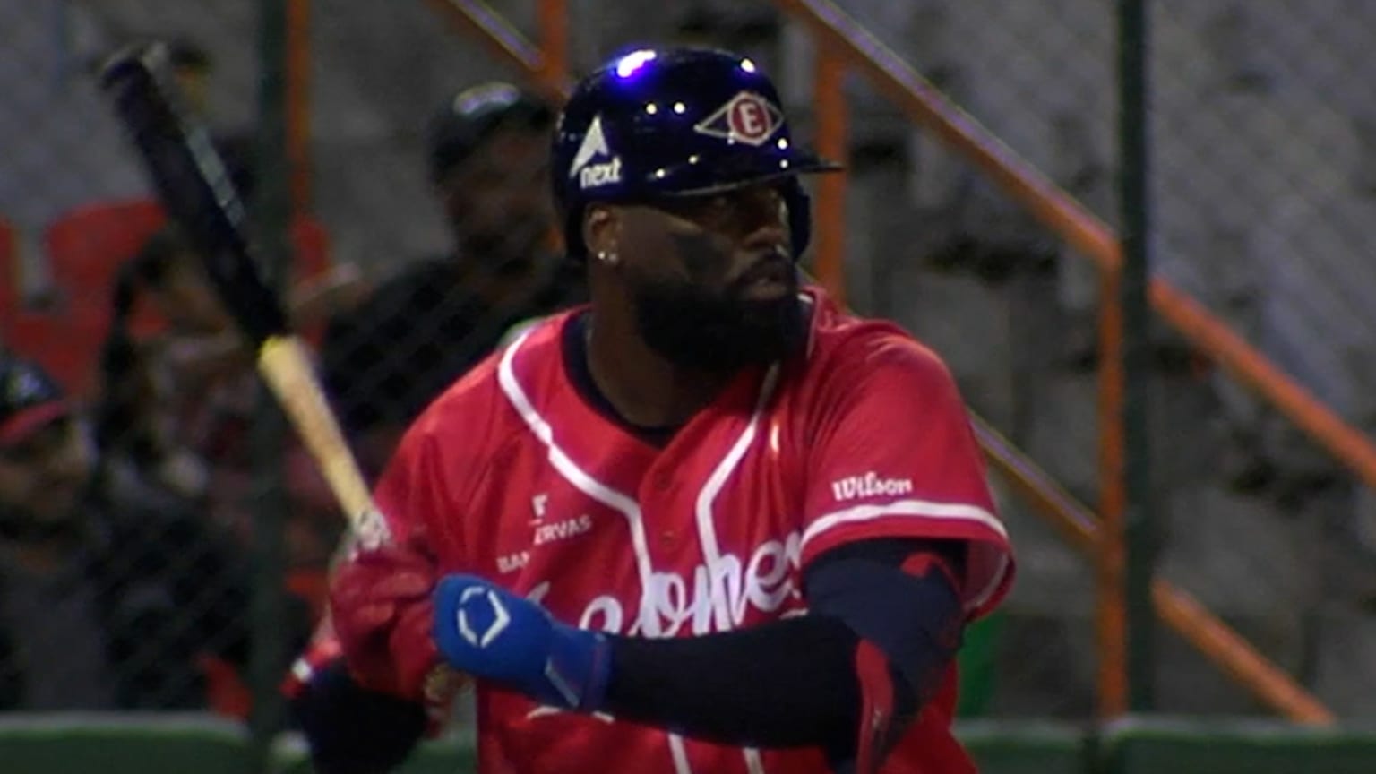 Franmil Reyes debuta con 3 hits frente a los Toros | 22/11/2022 ...