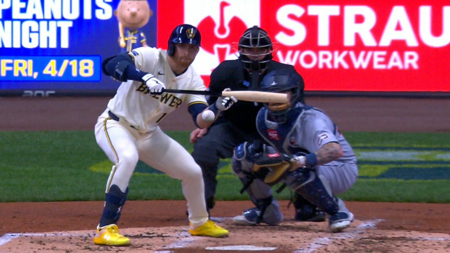 Oliver Dunn's sacrifice bunt | 04/16/2025 | Milwaukee Brewers