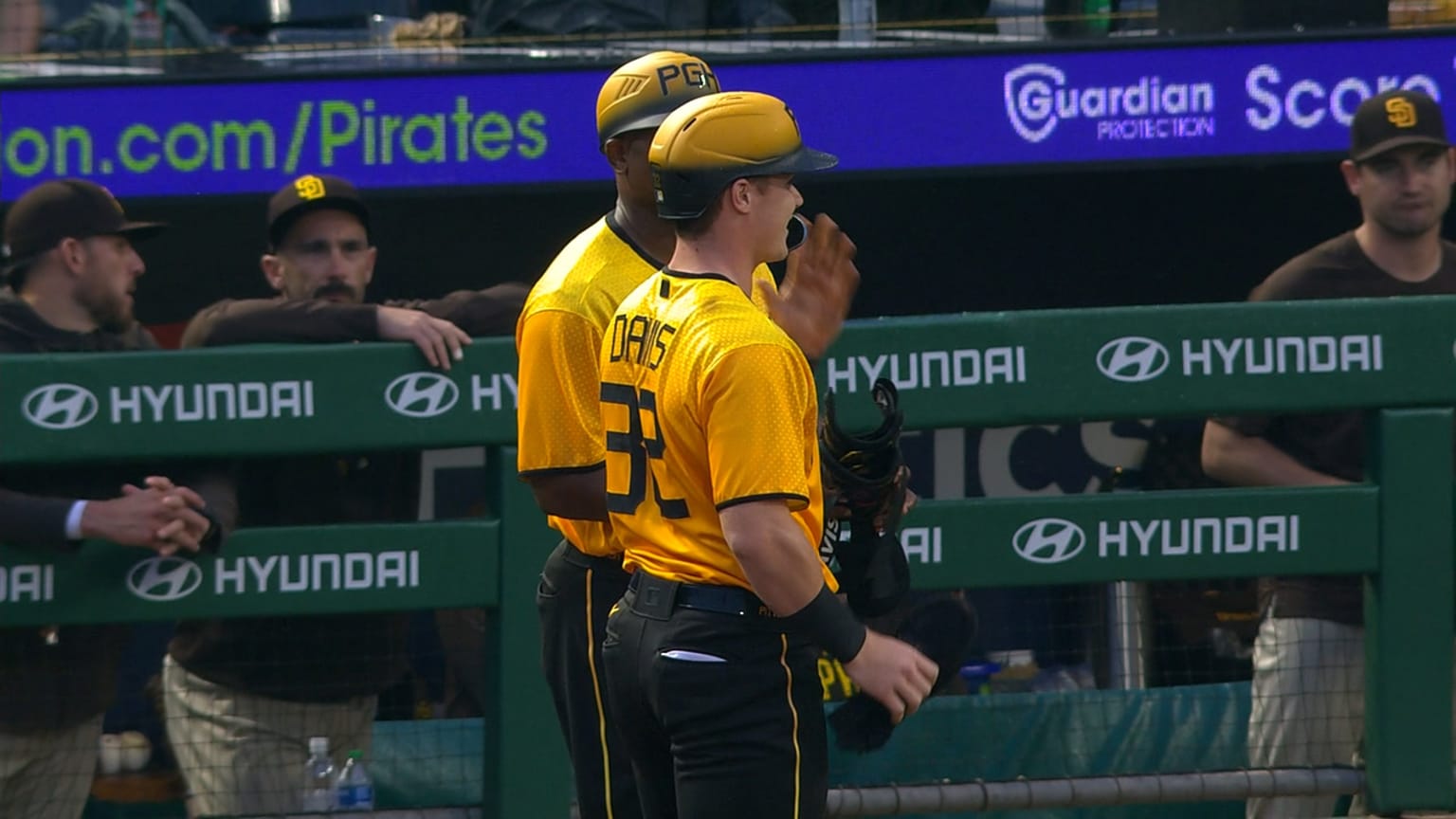 Henry Davis' RBI single makes it 6-3 Pirates | 06/27/2023 | Pittsburgh ...