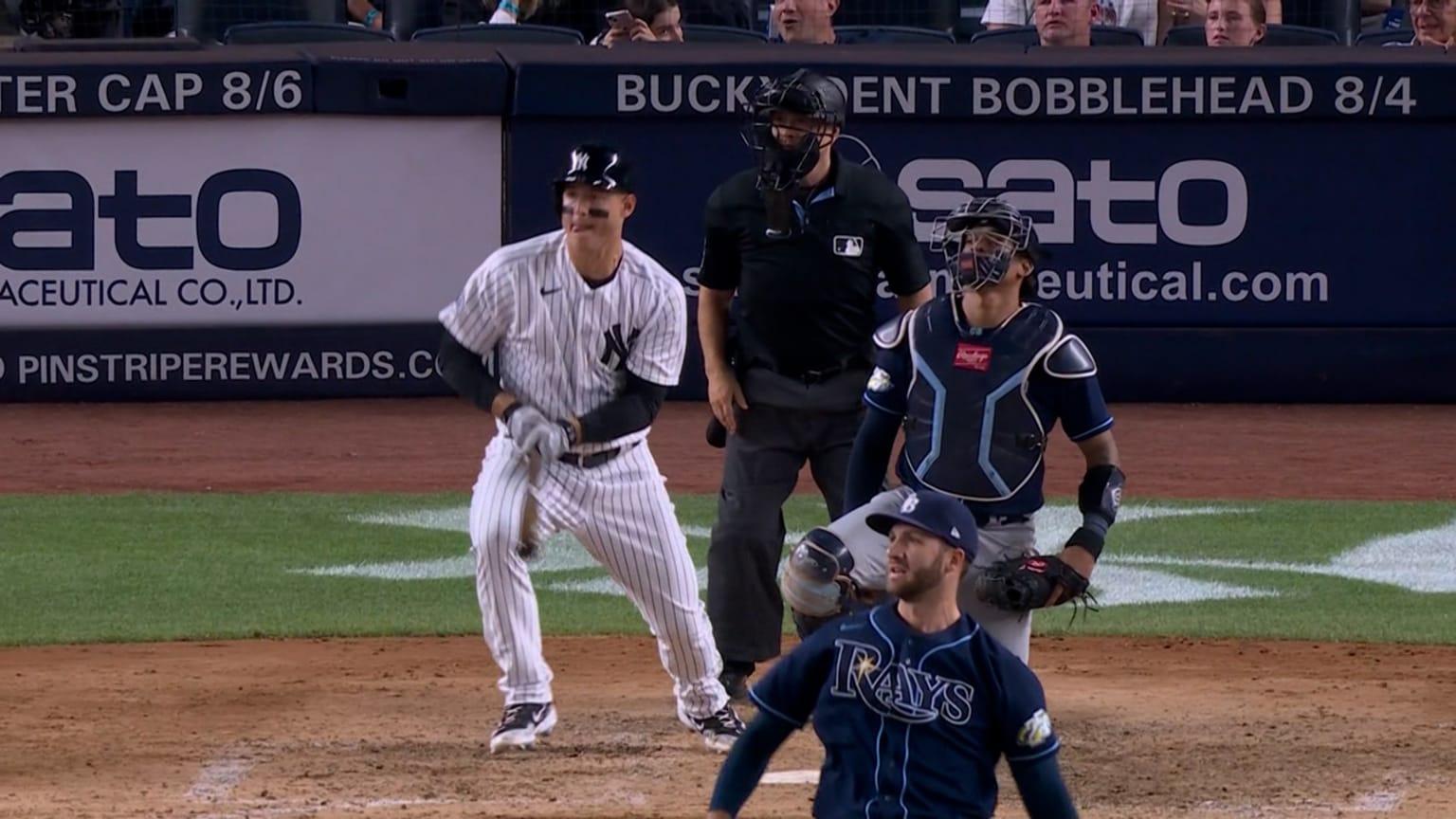 Anthony Rizzo lines a single to right field | 08/01/2023 | New York Yankees