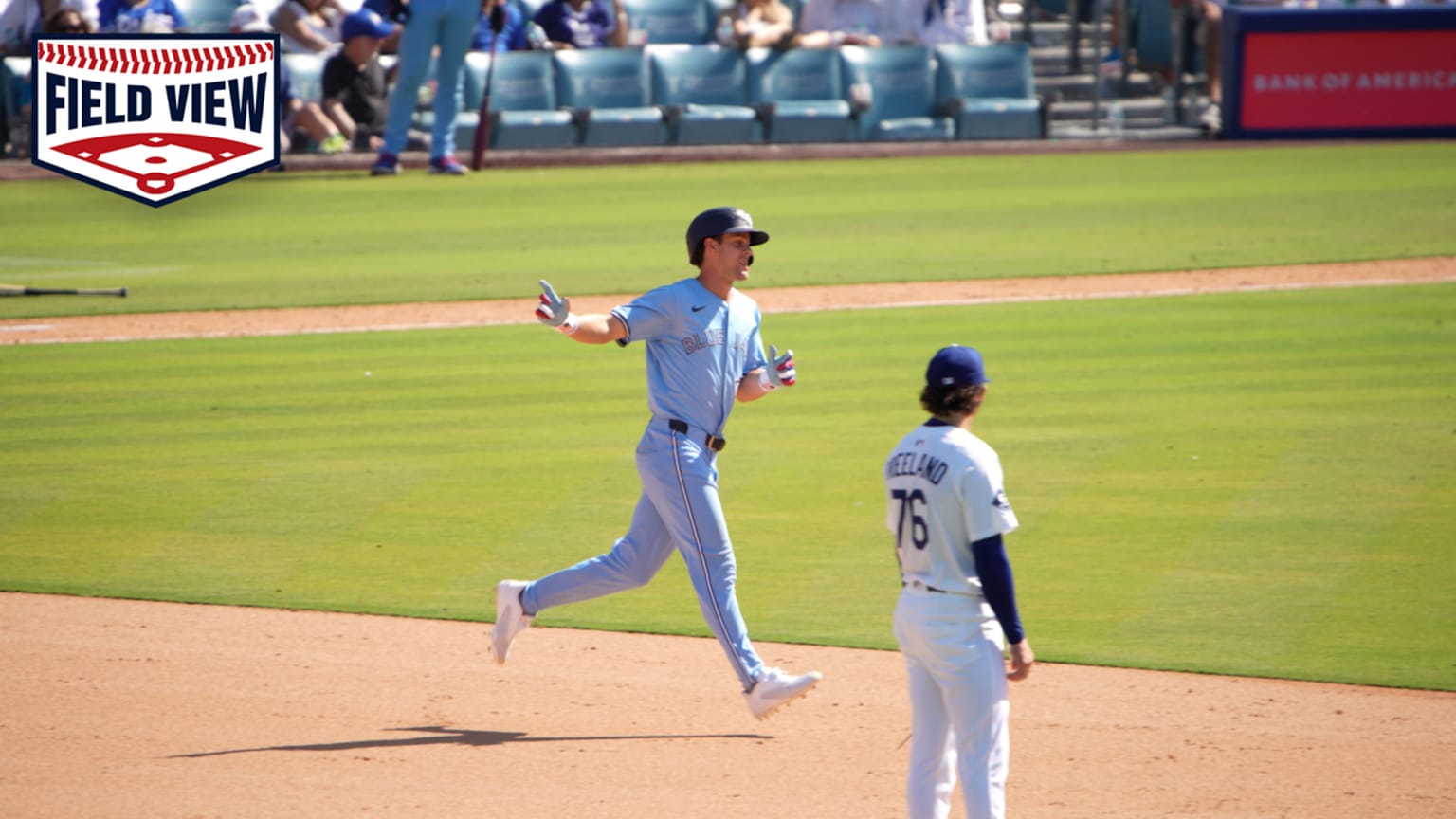 Field View: Ernie Clement's go-ahead home run | 08/10/2025 | MLB.com