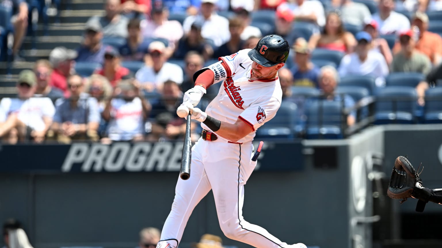 Nolan Jones' sacrifice fly | 07/24/2025 | Cleveland Guardians