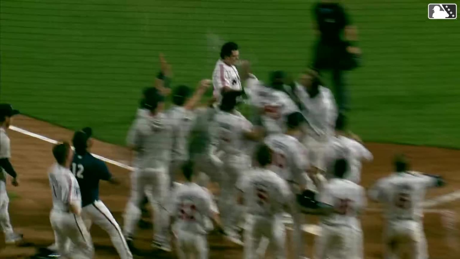 Bobby Dalbec launches a two-run walk-off homer | 27/07/2025 | Los Twins ...