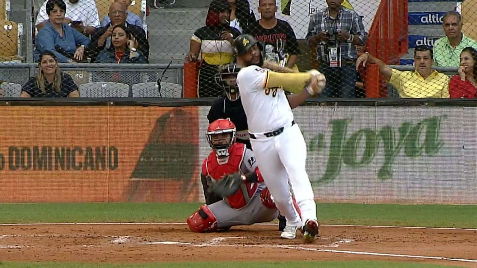 Jerar Encarnación's RBI single | 11/17/2024 | MLB.com