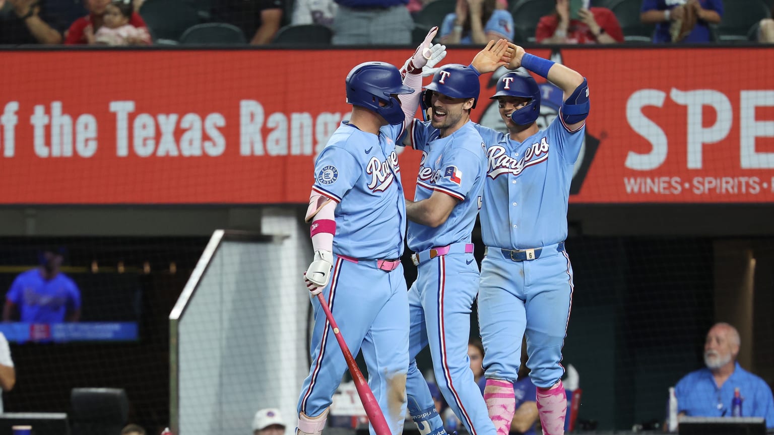 Joc Pederson conecta doblete | 10/05/2026 | Los Rangers de Texas