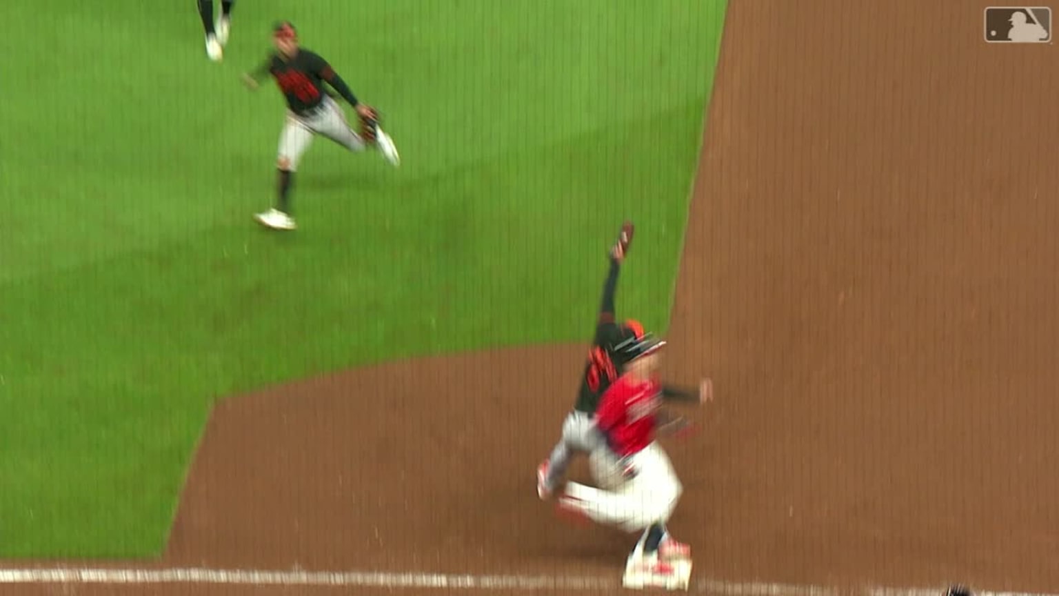 Austin Riley is safe at first after review in the 8th | 05/05/2023 ...