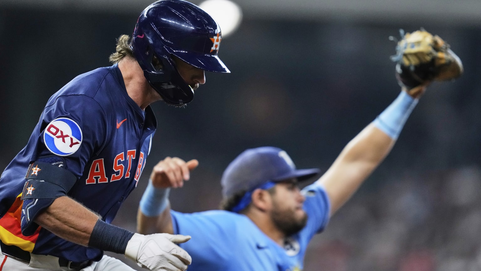 Jacob Melton records first career hit after review | 06/01/2025 ...