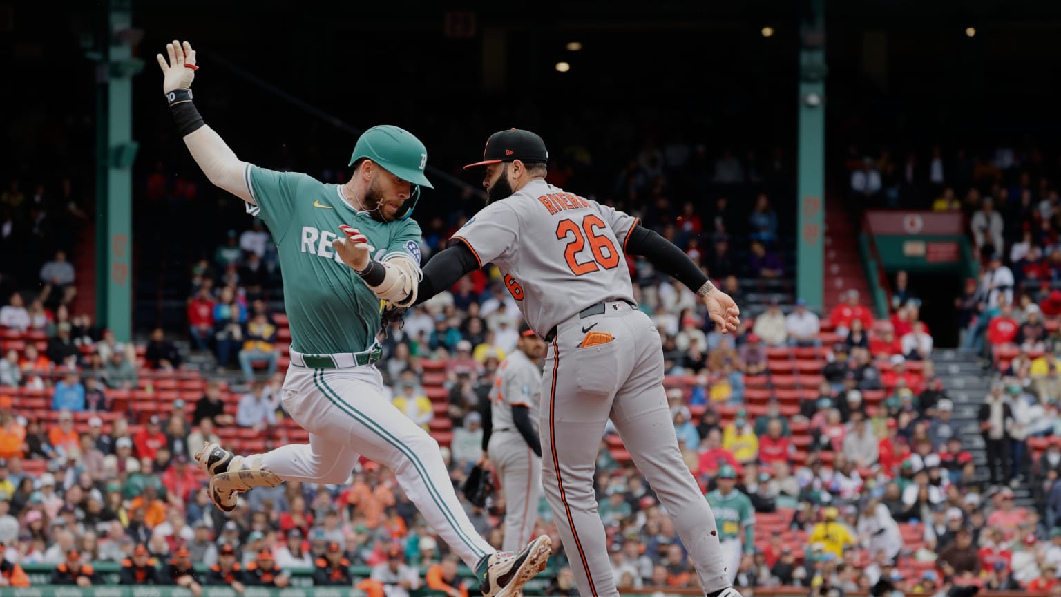 Trevor Story out at first after review | 05/24/2025 | Boston Red Sox