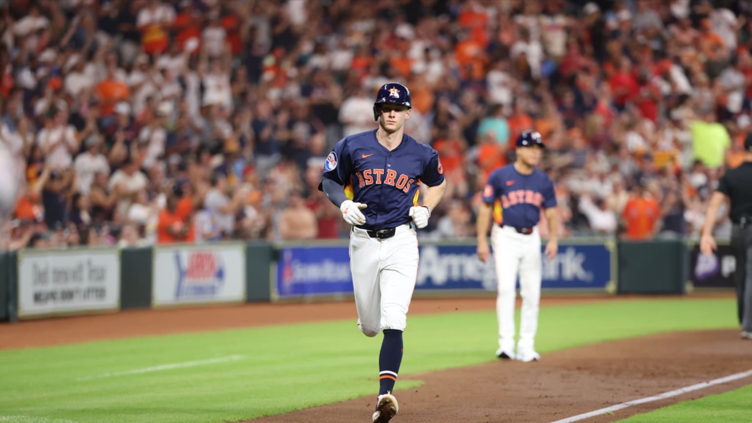 Zach Cole's 443-foot solo home run (3) | 09/21/2025 | MLB.com