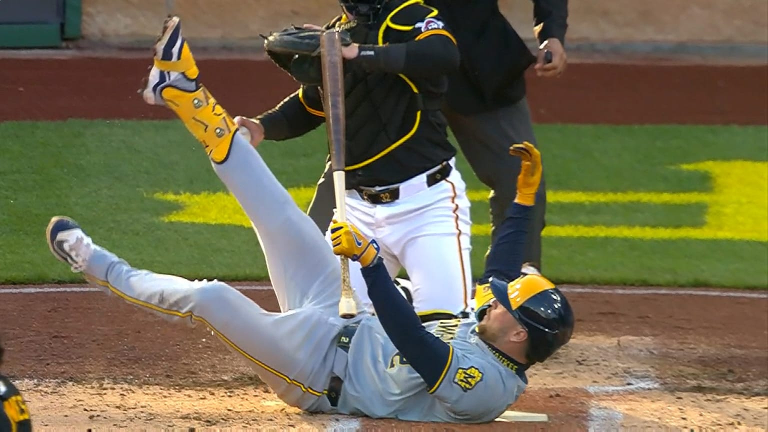 Brice Turang slips while striking out | 04/22/2024 | Pittsburgh Pirates