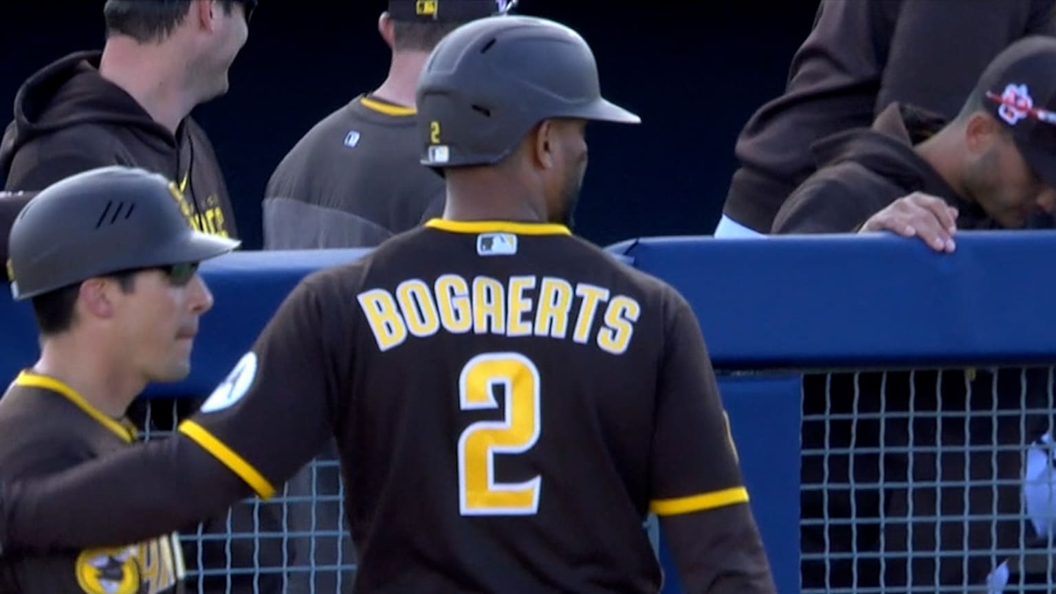 Xander Bogaerts bloops an RBI single into right field | 02/26/2023 ...