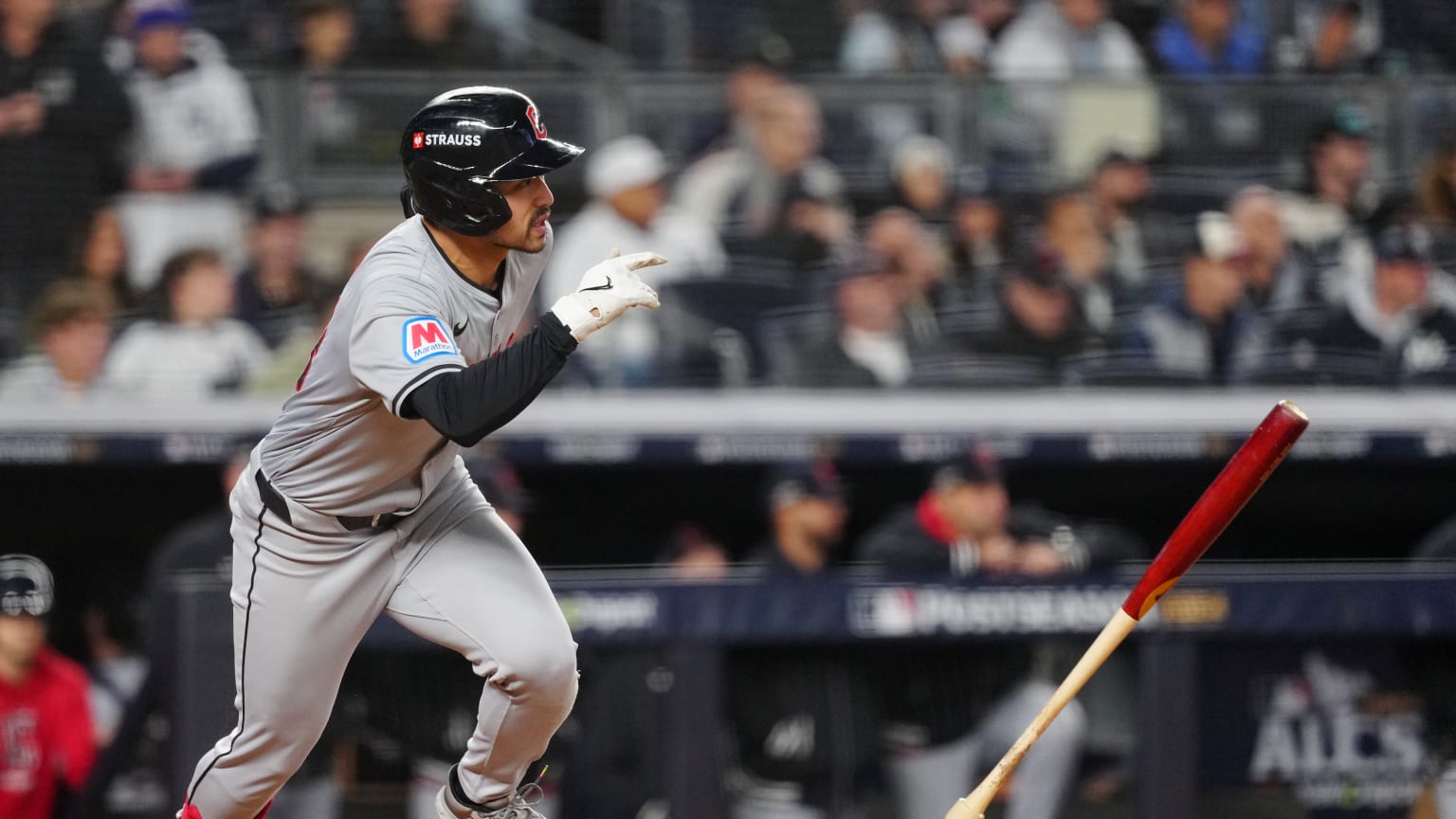 Steven Kwan extends postseason hit streak to 12 | 10/15/2024 | MLB.com