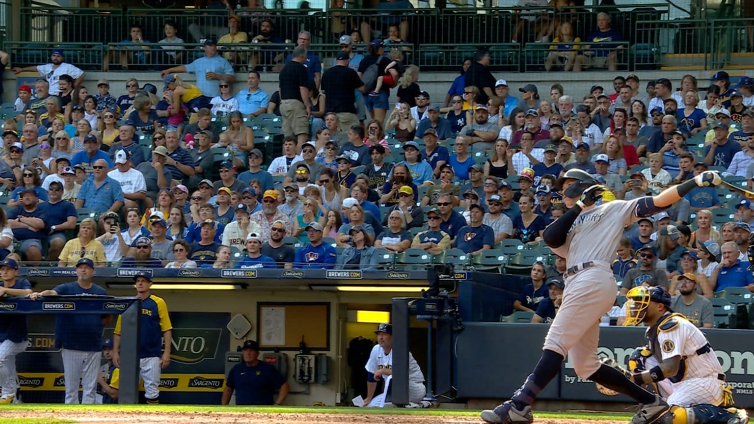 Judge, Rizzo, Cabrera and Hicks go yard vs. Brewers | 09/18/2022 | MLB.com