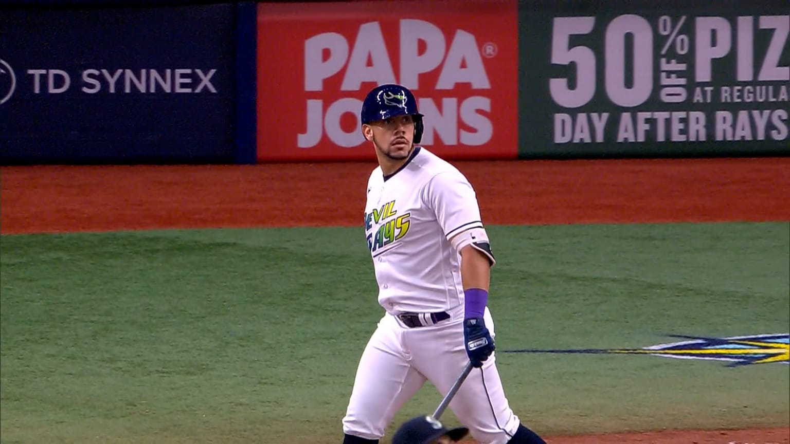 René Pinto hits a two-run homer to tie the game at 4 | 09/08/2023 ...