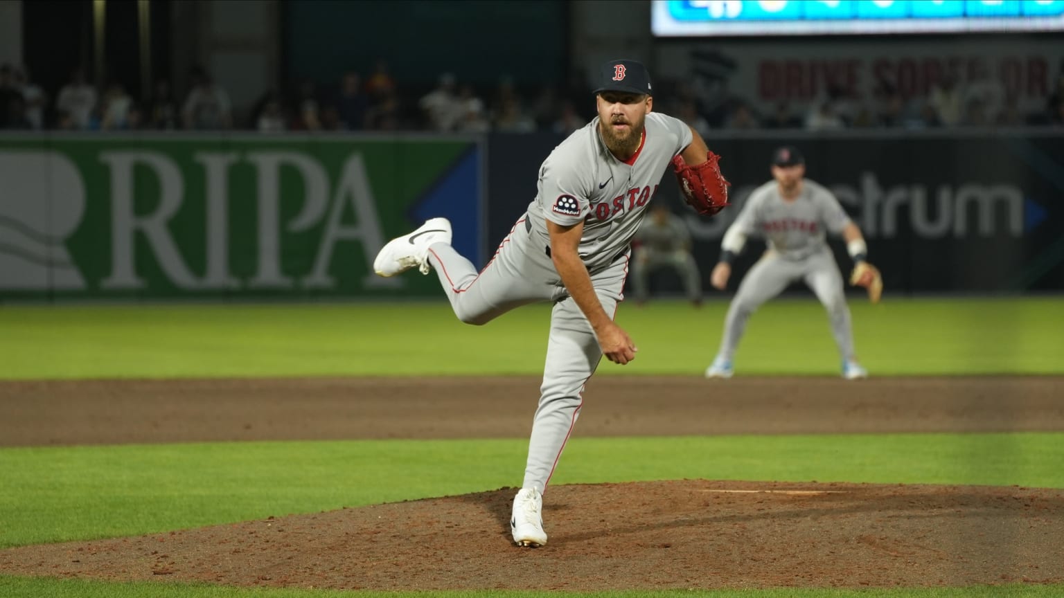 Greg Weissert fans Yandy Díaz | 04/16/2025 | Boston Red Sox