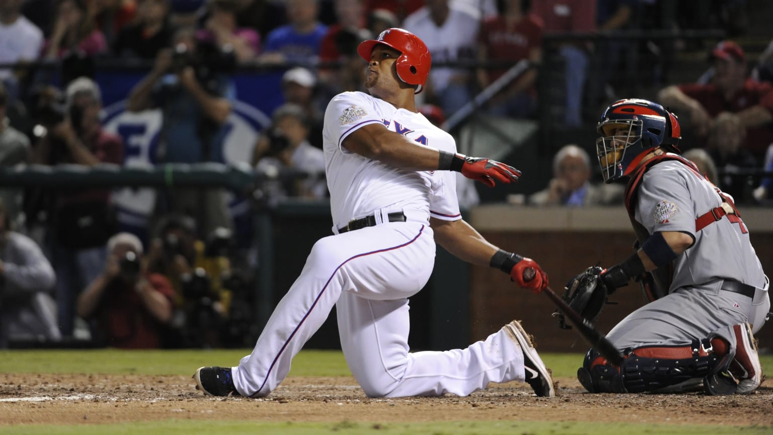 Adrián Beltré's one-knee home runs | 02/16/2024 | Texas Rangers