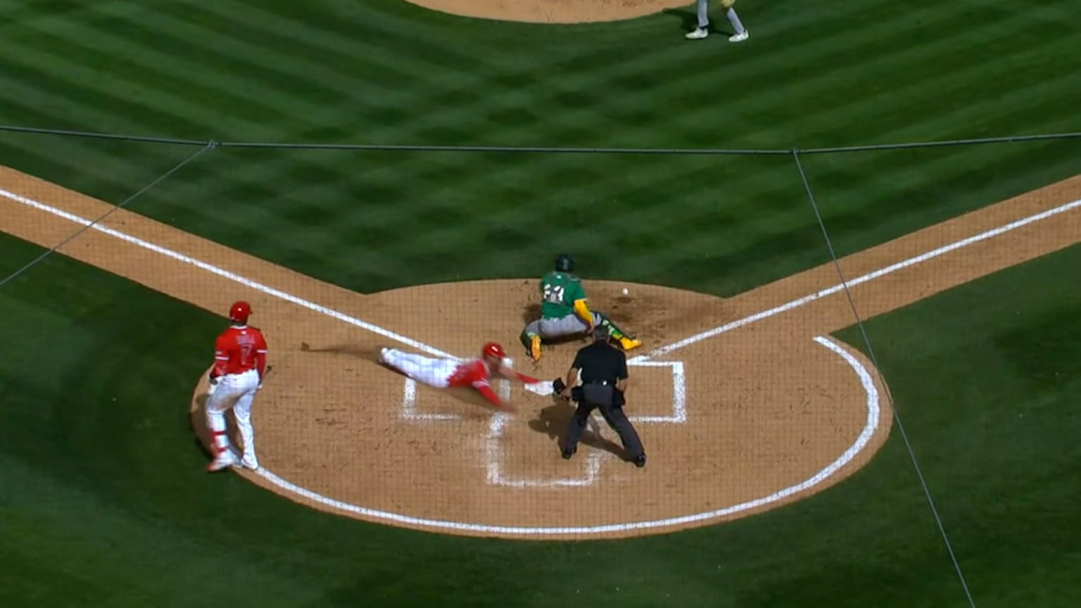 Angels score on double steal | 03/01/2025 | Los Angeles Angels