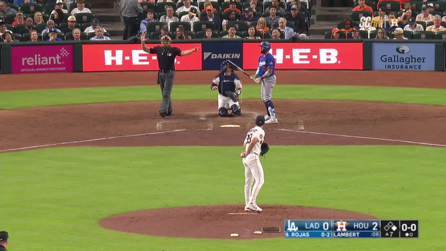 Miguel Rojas commits a pitch clock violation | 05/05/2026 | Los Dodgers ...