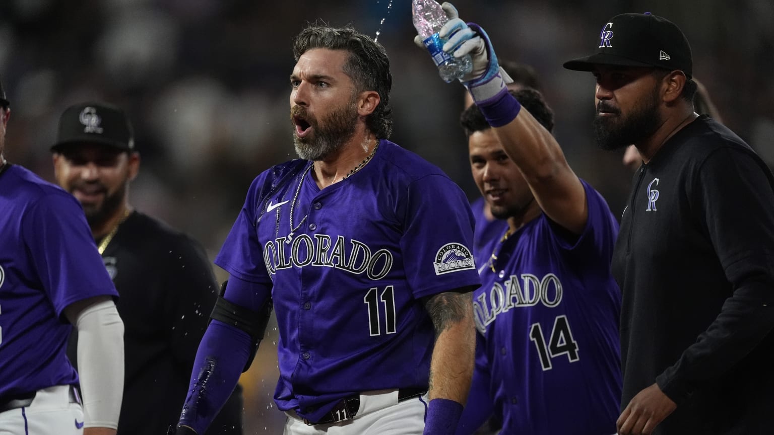 Jake Cave's walk-off single | 07/01/2024 | MLB.com