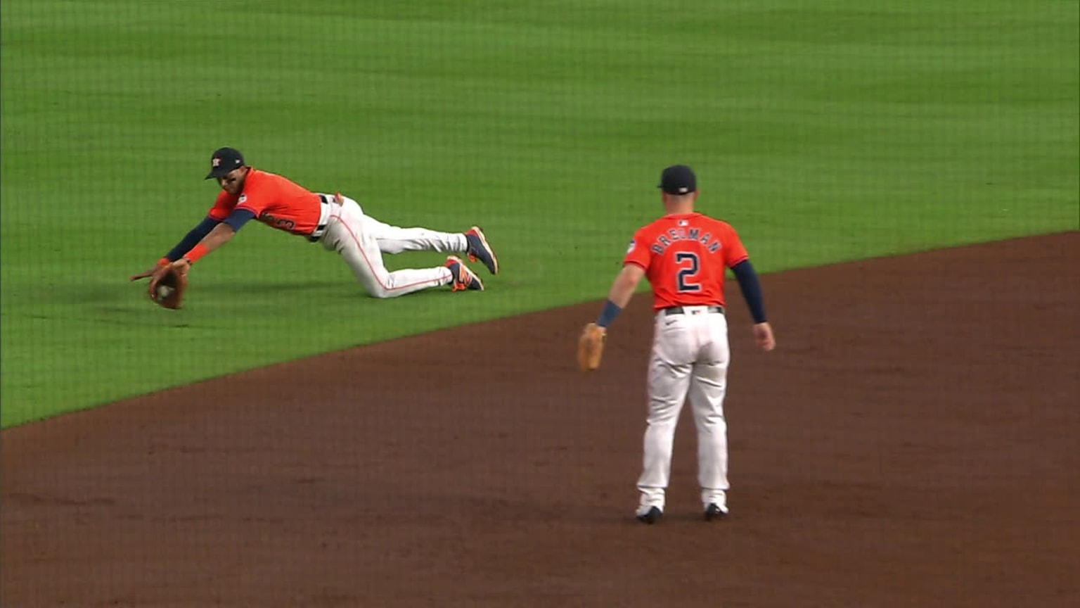 Jeremy Peña's smooth diving play | 05/03/2024 | Houston Astros