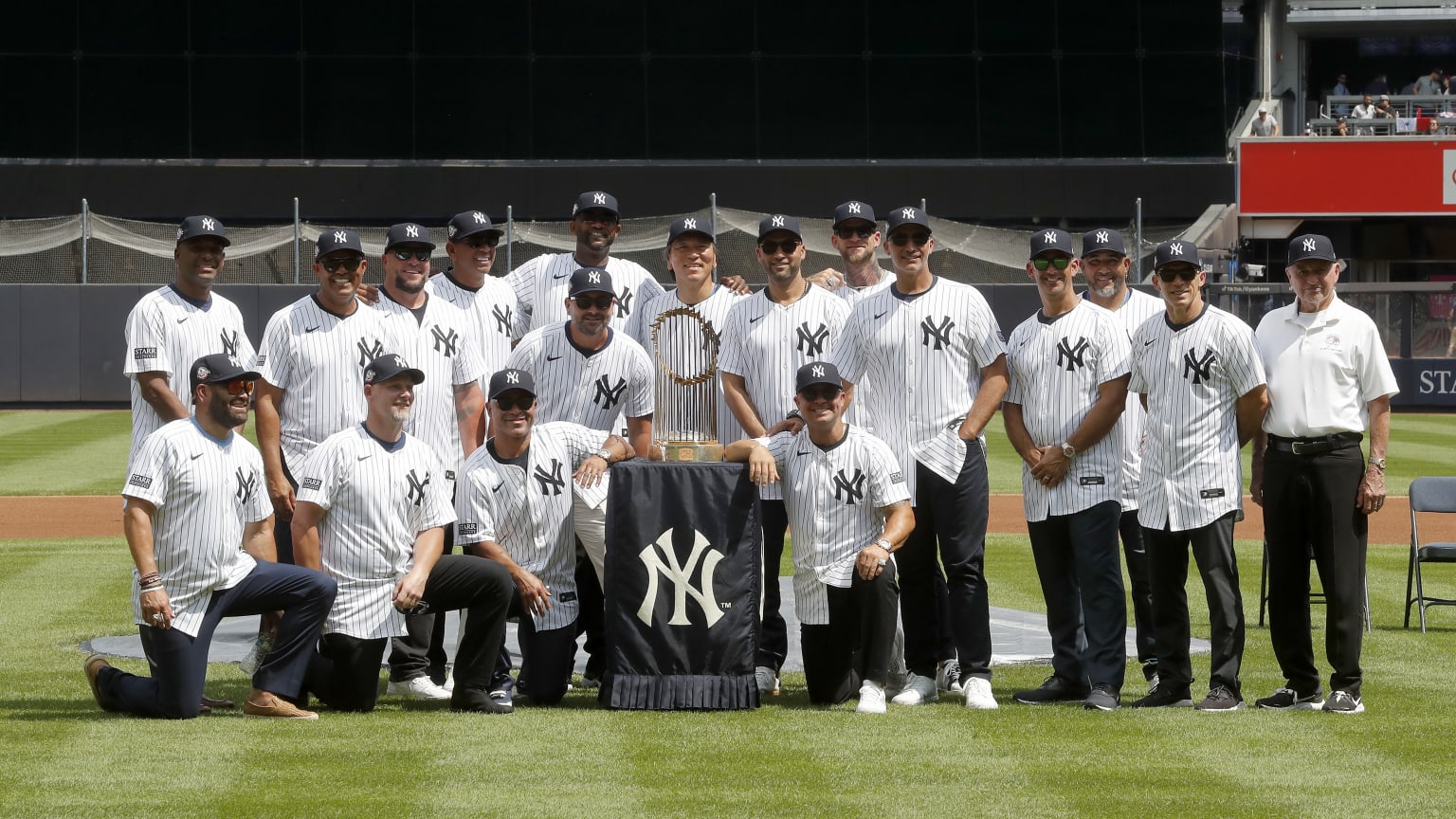 2009 World Series champions honored at Yankee Stadium | 08/24/2024 | New York Yankees