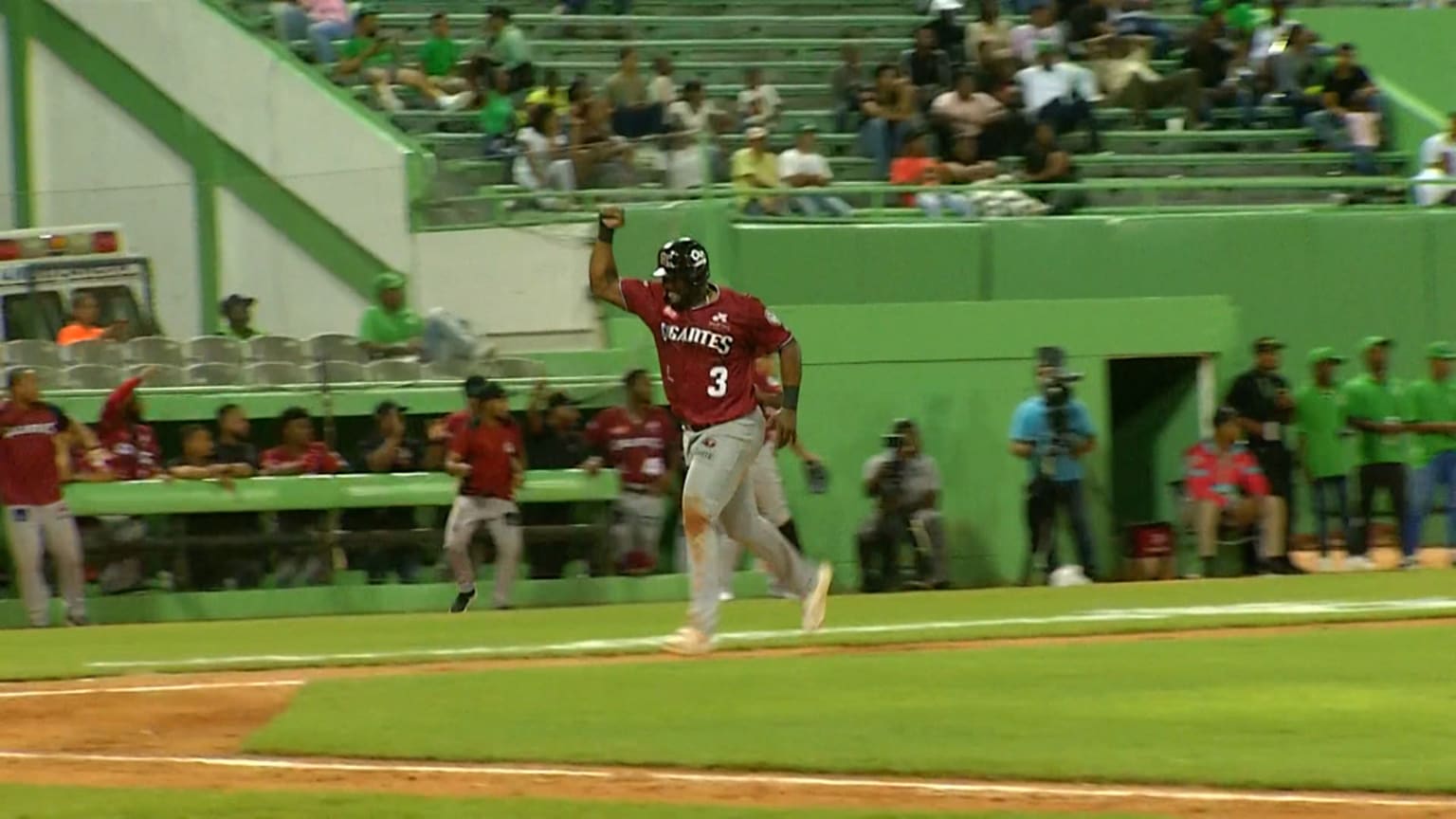 Carlos Franco impulsa 2 con sencillo al izquierdo | 24/10/2023 ...