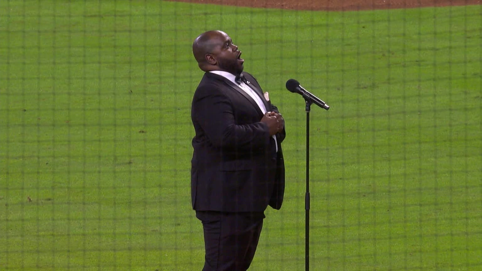 Timothy Miller sings God Bless America in Atlanta | 09/18/2023 ...