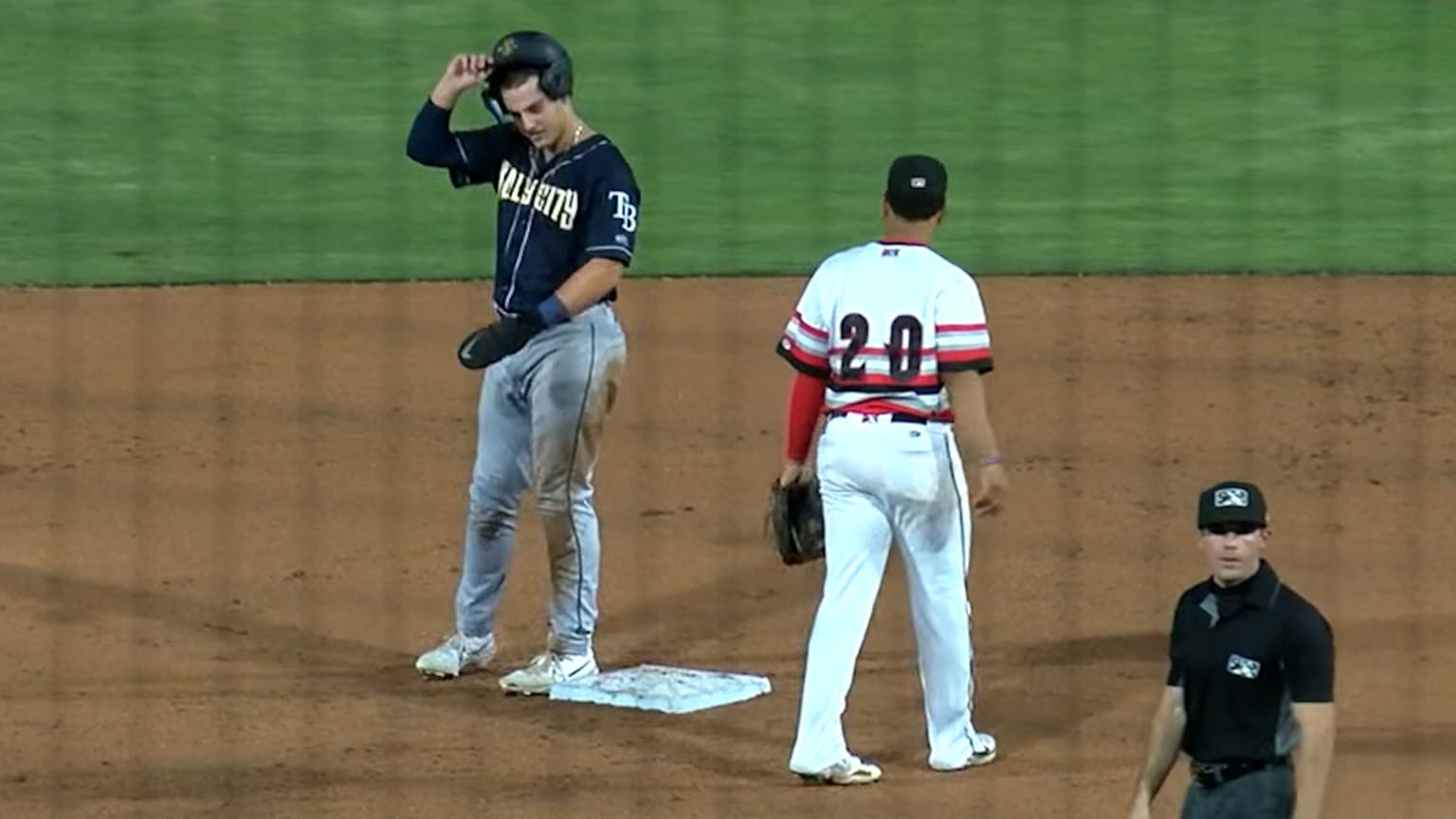 Colton Ledbetter steals second base | 09/06/2023 | MLB.com
