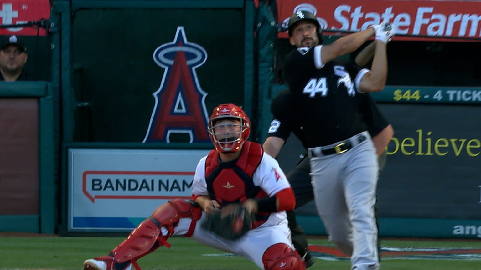 Seby Zavala cranks a solo home run to left field | 06/28/2023 | Chicago ...