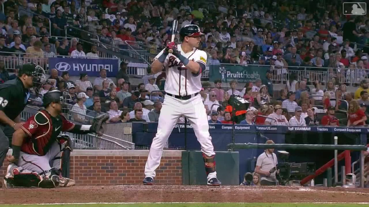Austin Riley homers to left-center field in the 7th | 07/19/2023 ...