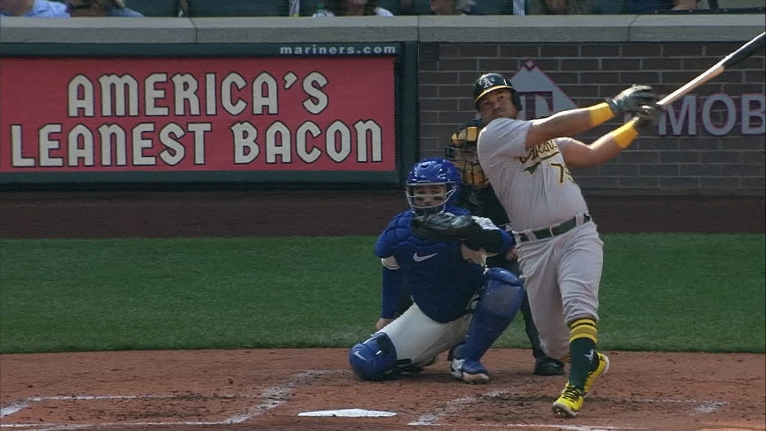 Top Prospects: Jordan Diaz, 1B, OAK | 01/16/2023 | MLB.com