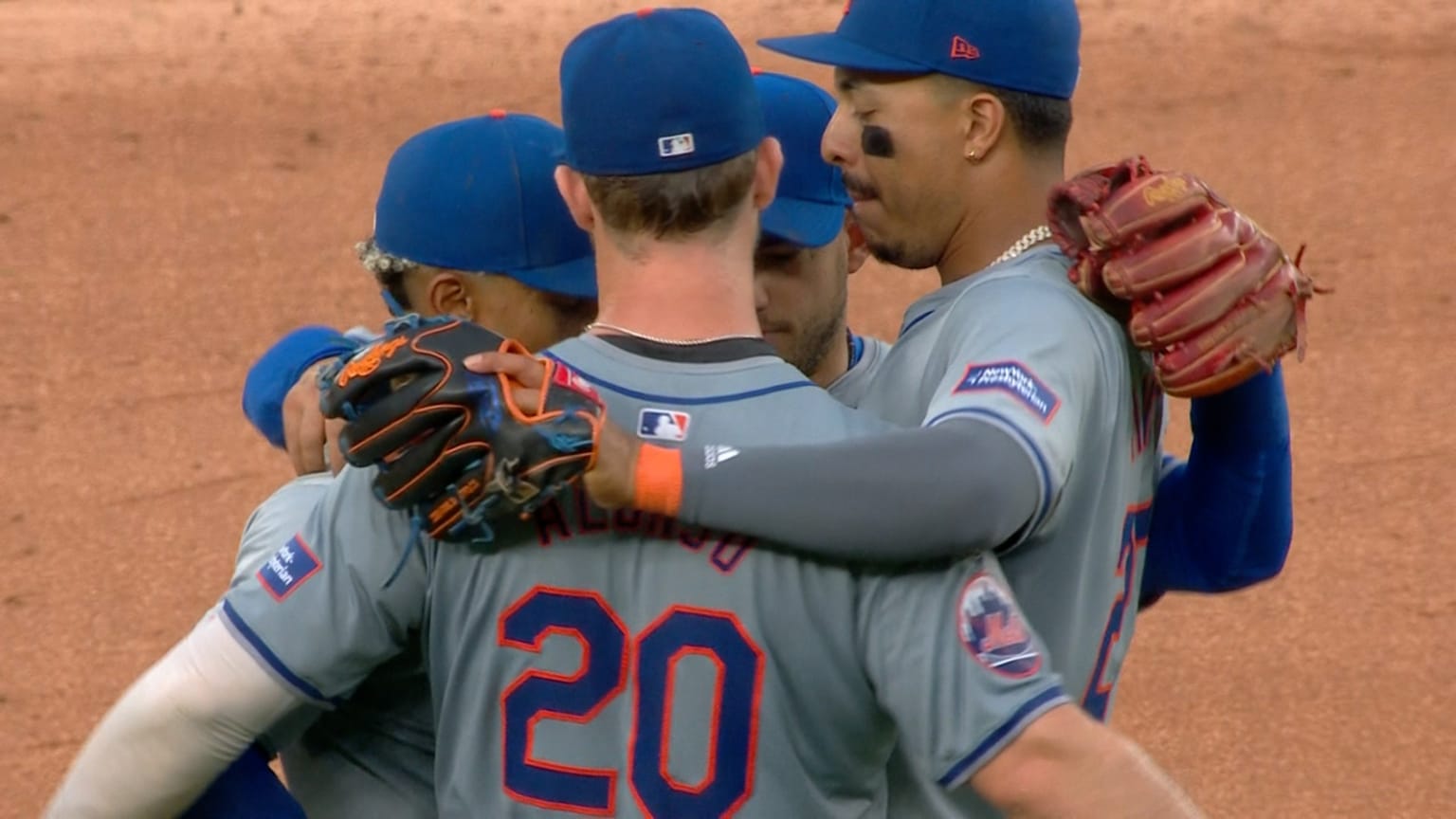 Jose Iglesias makes the diving catch to end the game | 06/05/2024 | New York Mets